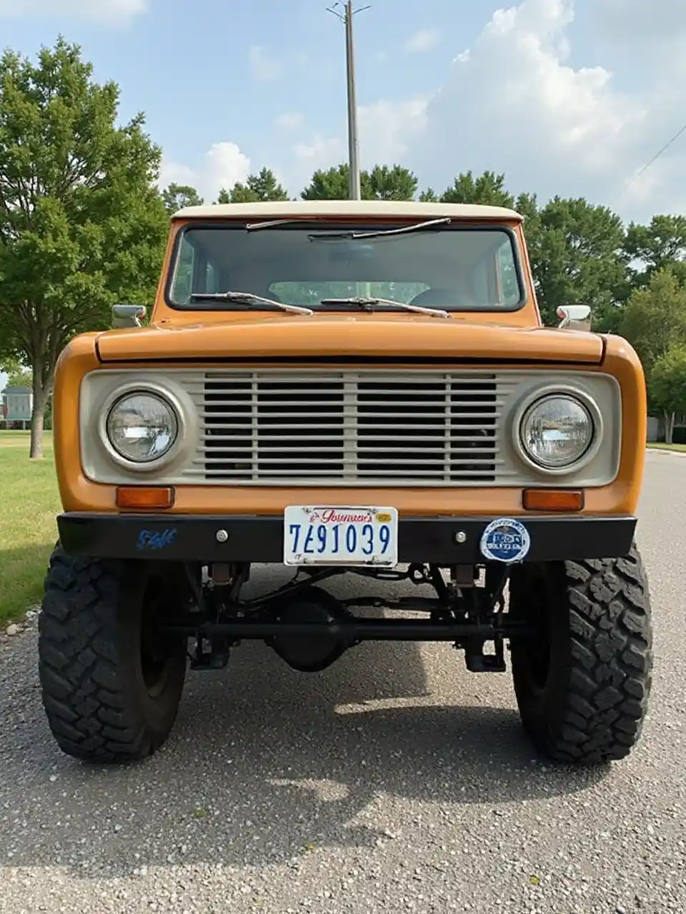 1975 International Scout II: Lifted and Rugged Appearance
