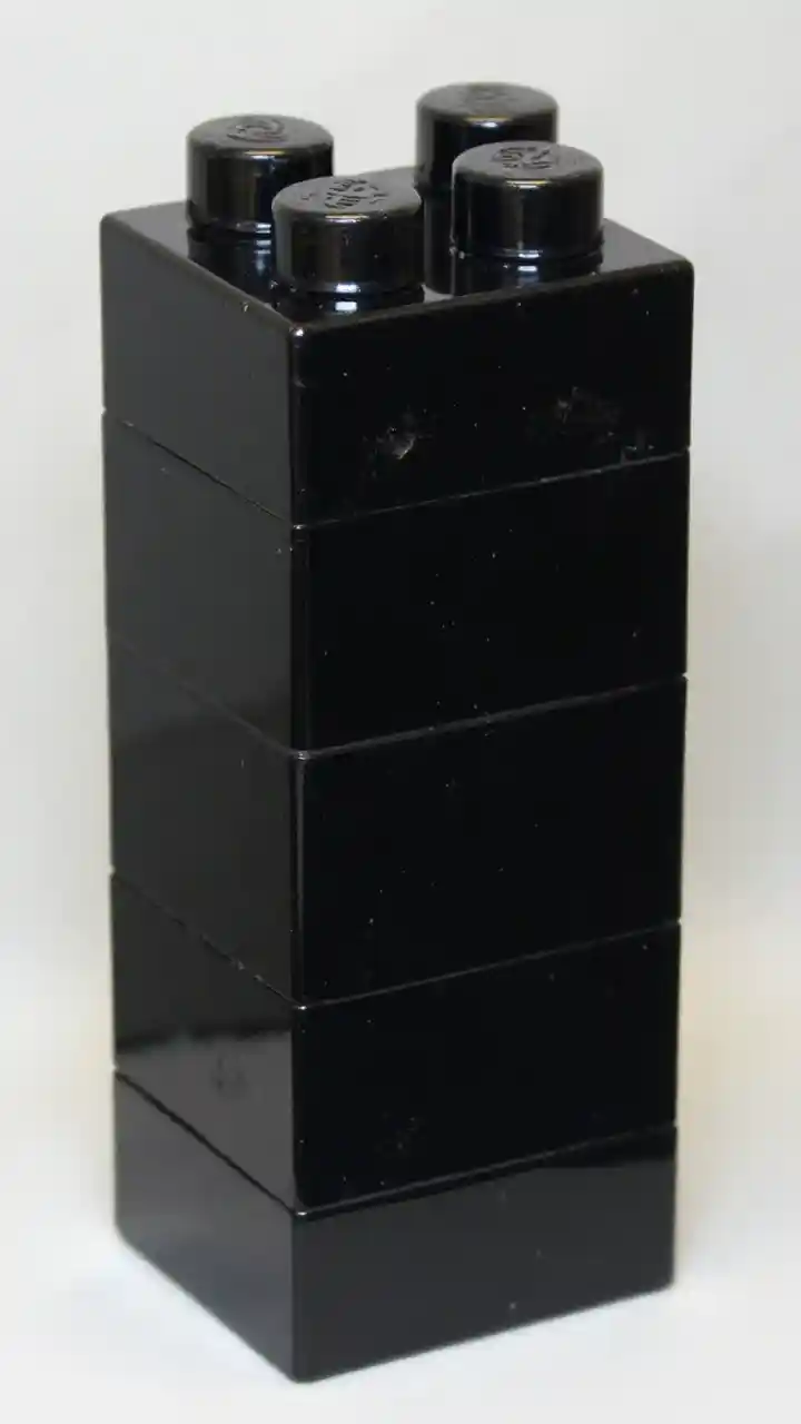 Exploring the Versatility of Large Black LEGO Blocks